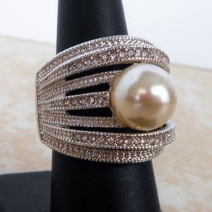 NVC | Jewelry | New Bold Nvc Collectible Pearl Crystal Cocktail ...
